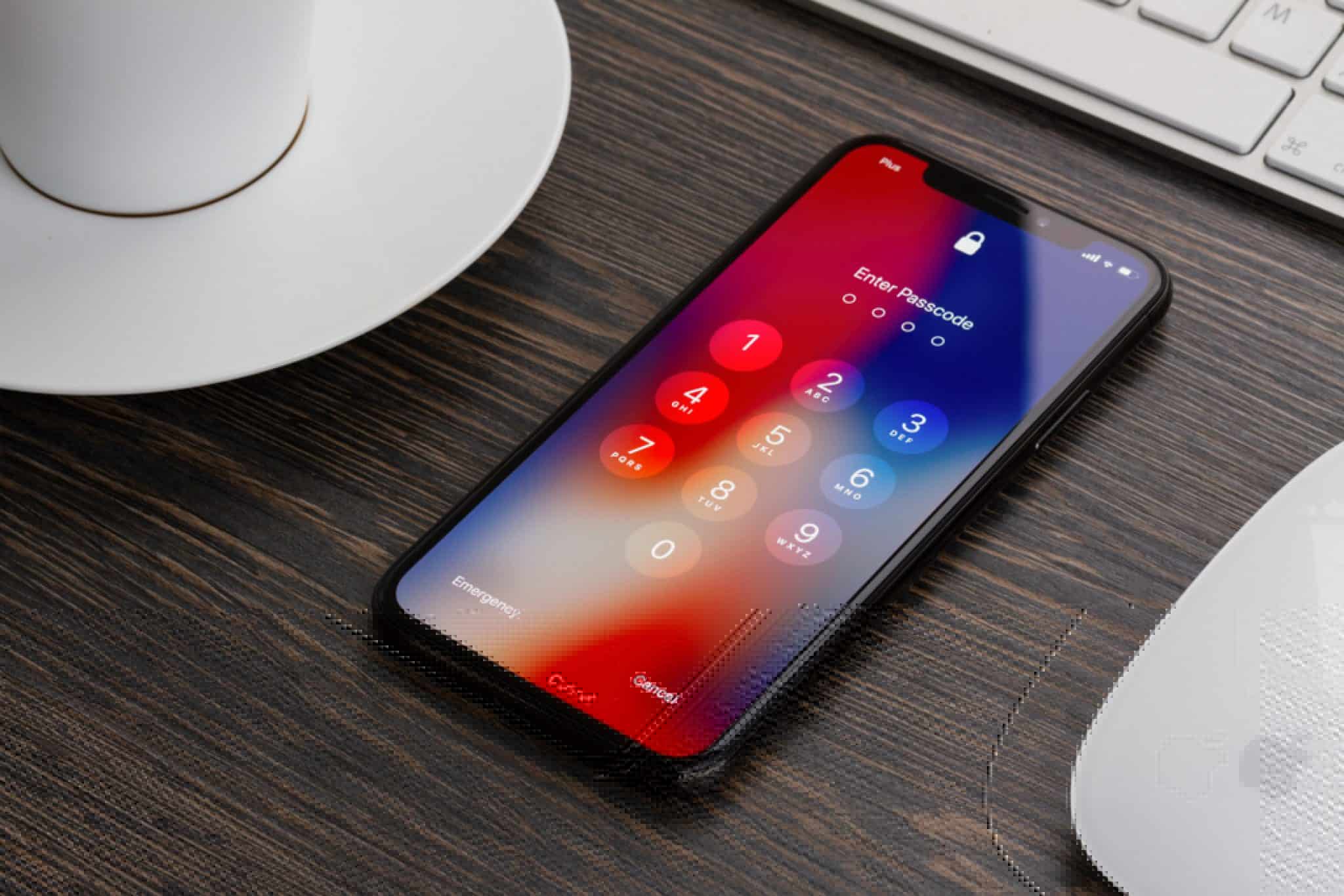 iPhone X vs XS Compared: Which to Buy? | Itechguides.com