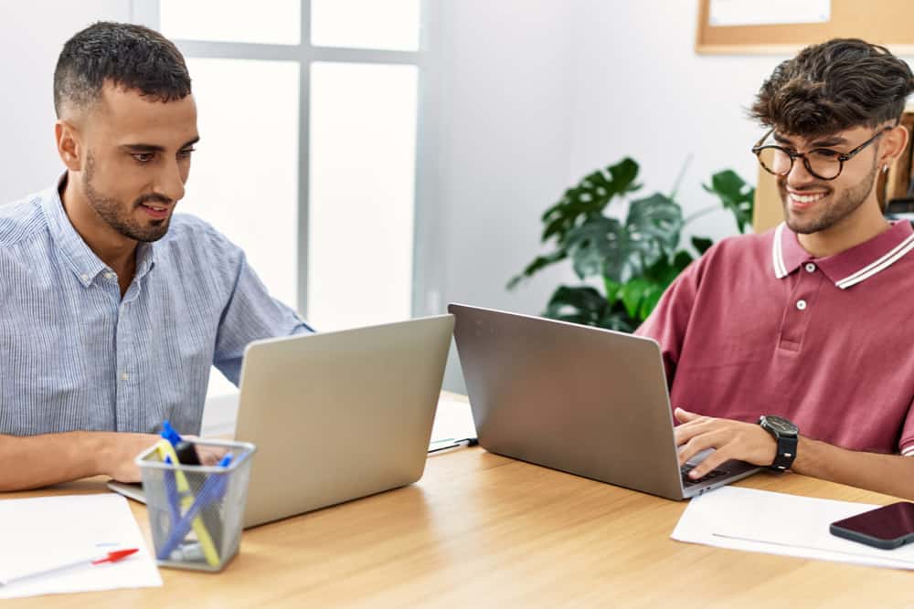 HP Omen vs Alienware: Which is Better for Gamers? - Itechguides