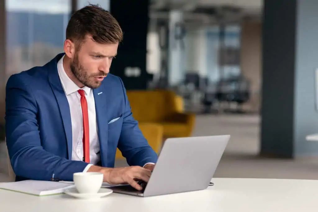 How To Repair File Explorer In Windows 11 - Itechguides.com