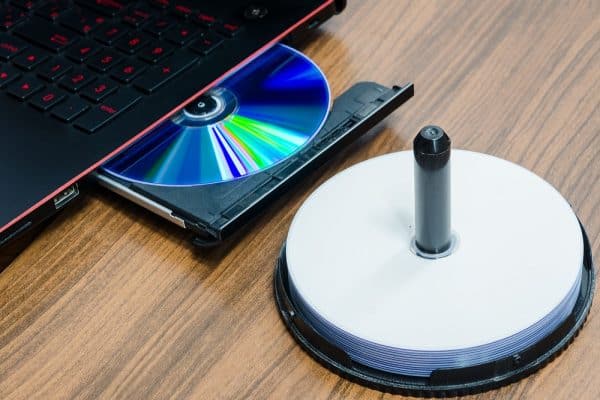 Optical Storage Devices: Overview, Features, Pros & Cons